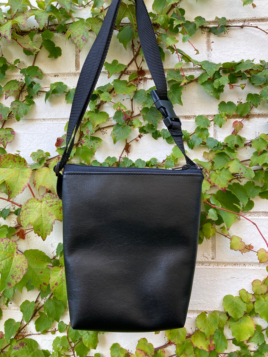 Topsy Bag - Bush Buddy Kookaburra – Fatmummas